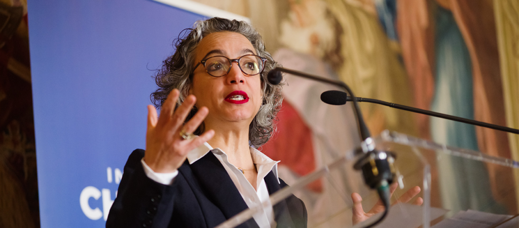 Boutaïna Araki, Clear Channel France : "Le média de la rue est en ...